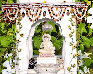 जय जिनेन्द्र Jai Jinendra: DADA GURUDEV